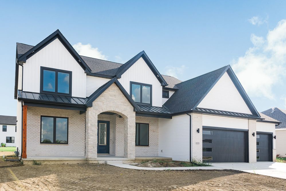 1235 Silver Oaks Home